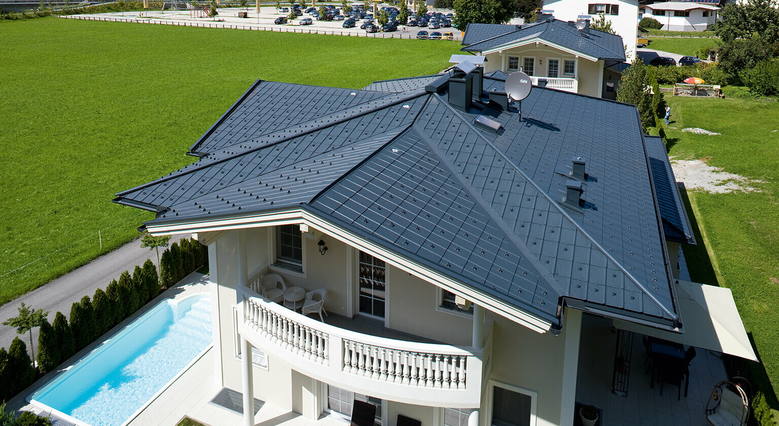 Dachplatte anthrazit | PREFA